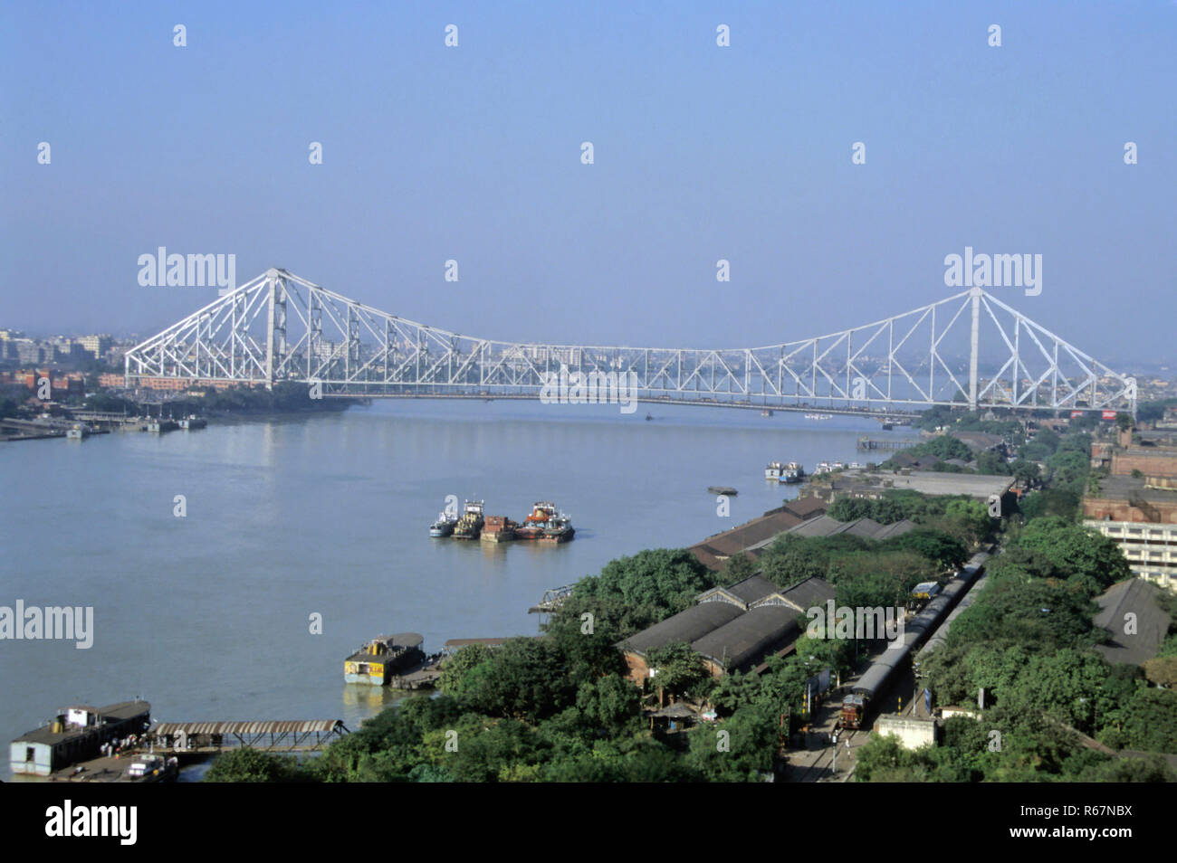 City bridge india hi-res stock photography and images - Alamy