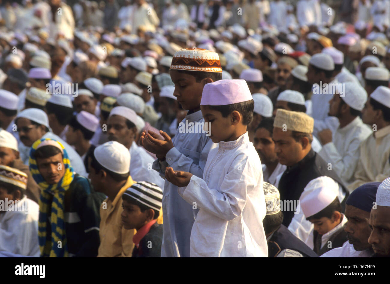 Prayers hi-res stock photography and images - Alamy