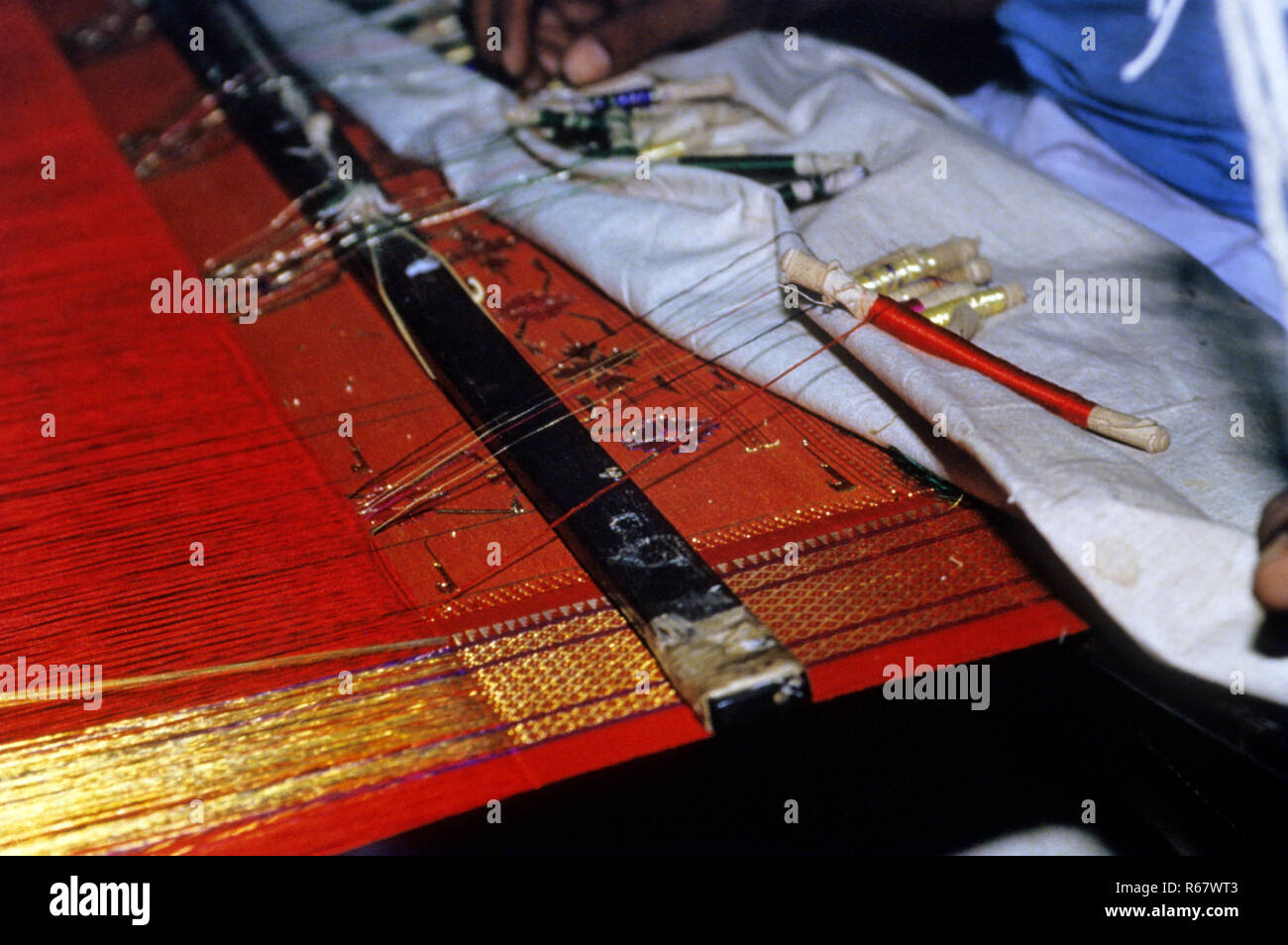 Paithani hi-res stock photography and images - Alamy