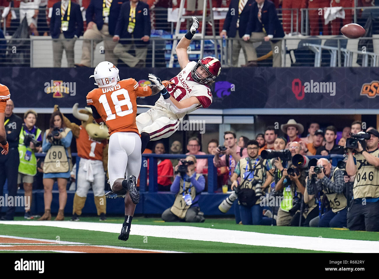 Grant calcaterra hi-res stock photography and images - Alamy