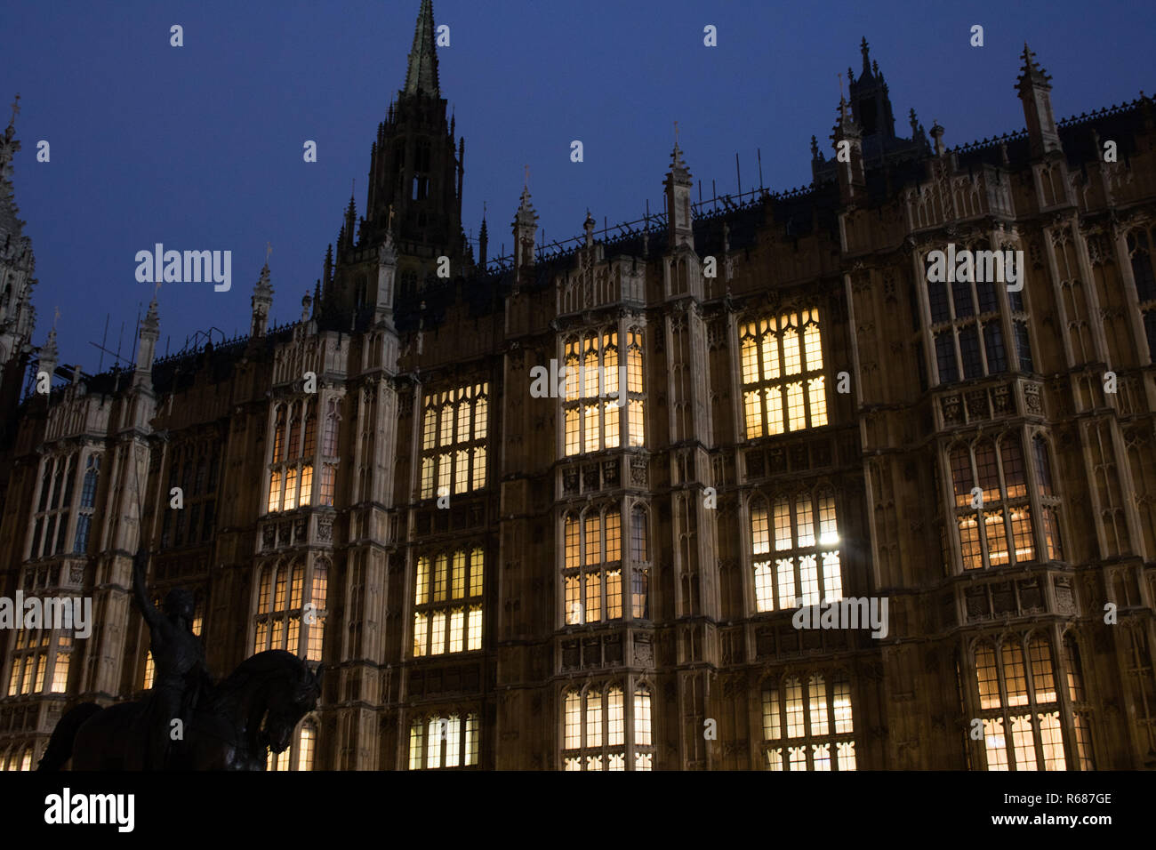 House of commons chamber uk hi-res stock photography and images - Alamy