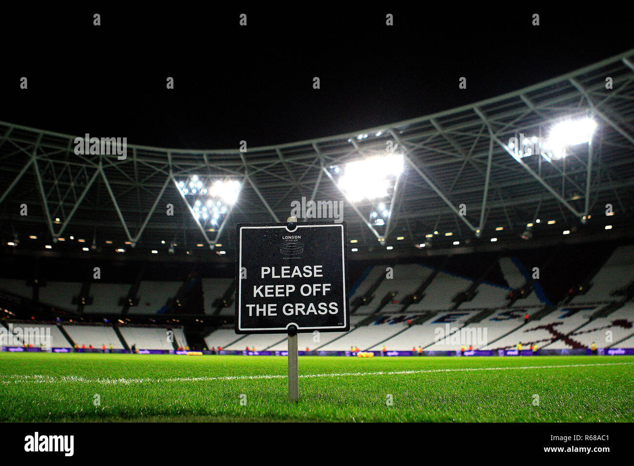 Soccer football keep of the pitch sign hi-res stock photography and ...