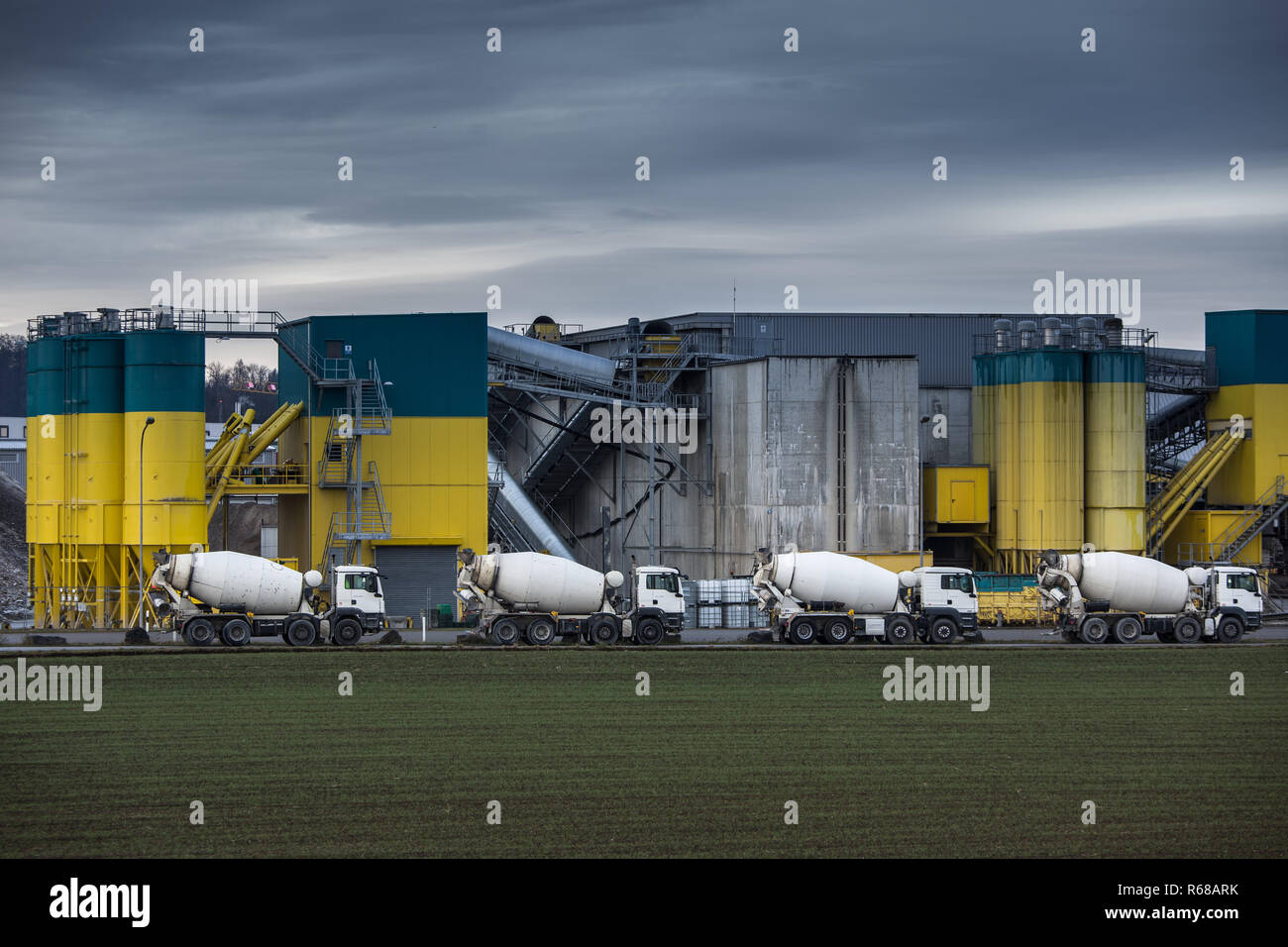 Concrete production plant/factory with Concrete mixing transport trucks ...