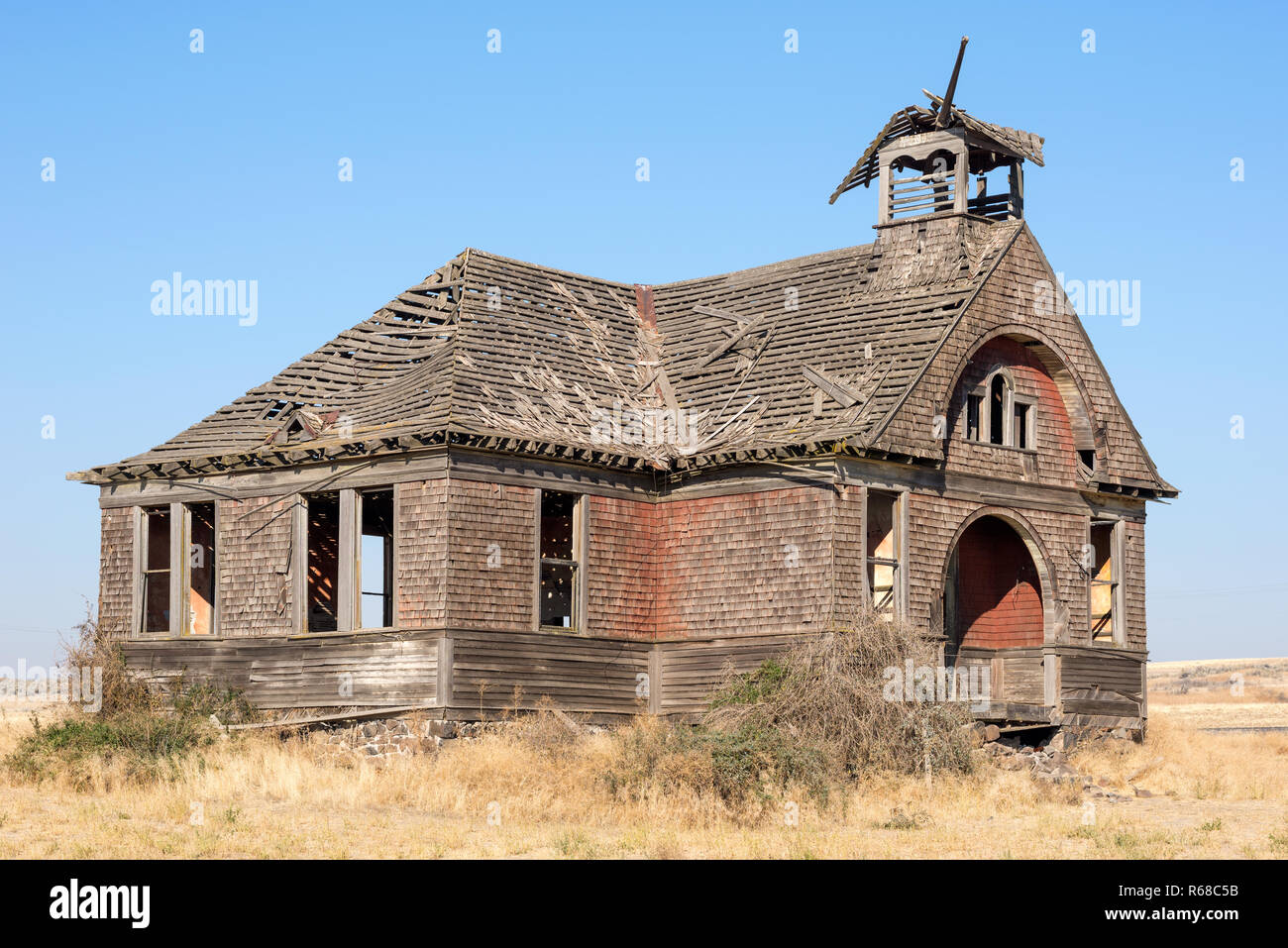 Old schoolhouse in Govan, Washington Stock Photo - Alamy