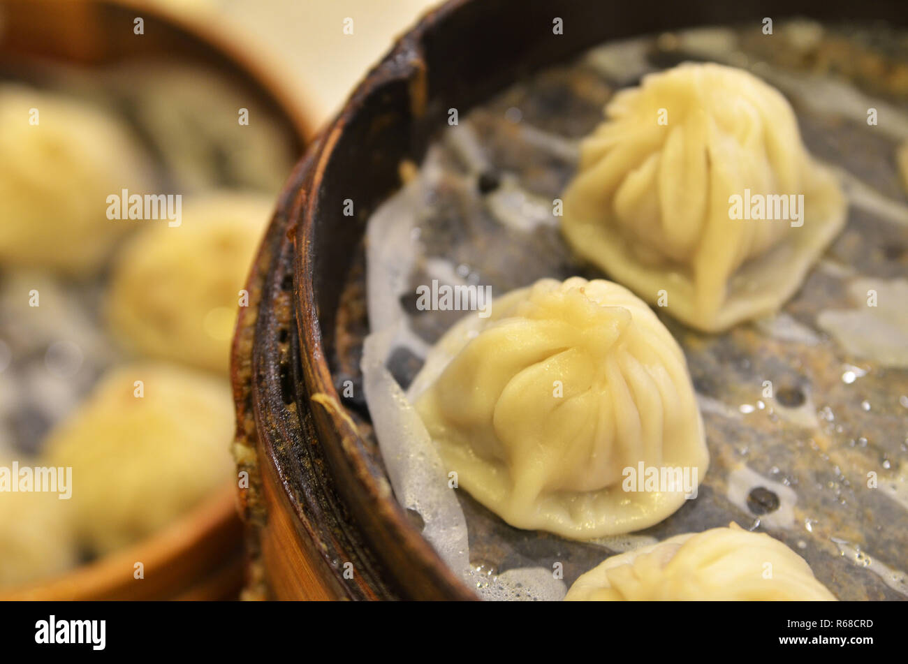 Traditional soup dumpling Xiao Long Bao Stock Photo - Alamy