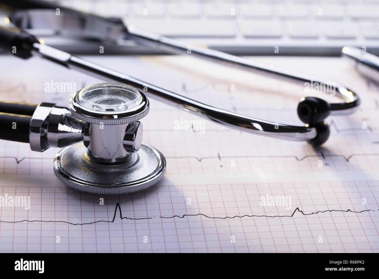 Stethoscope On Electrocardiogram Stock Photo - Alamy
