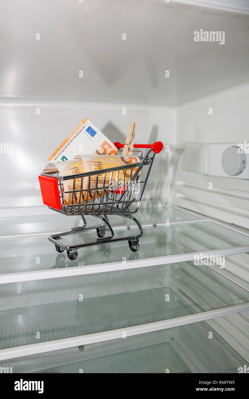Empty Out Refrigerator High Resolution Stock Photography and Images - Alamy