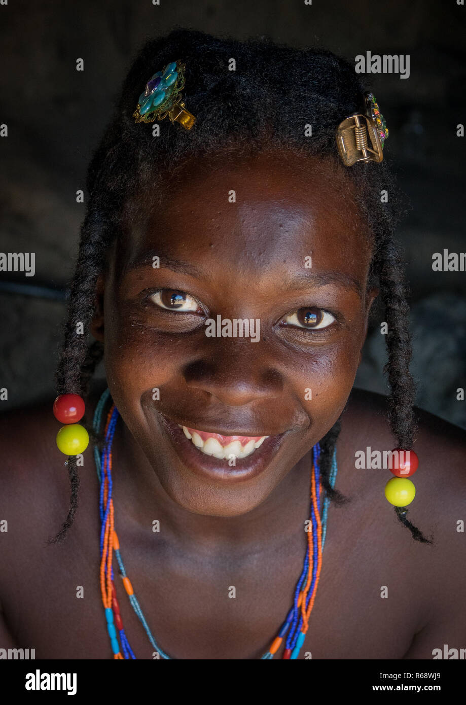 Portrait of a Mudimba tribe young woman, Cunene Province, Cahama ...