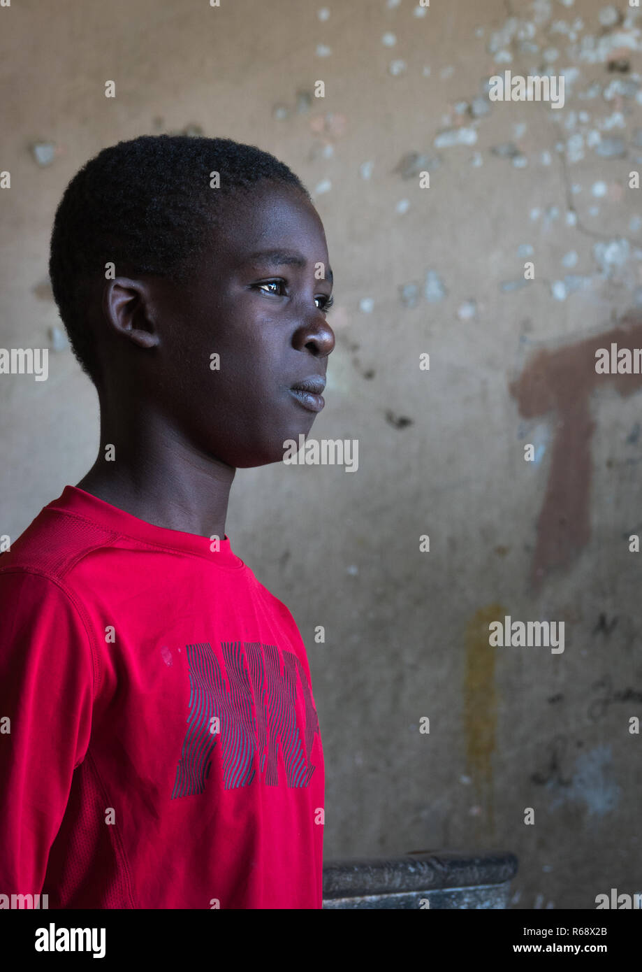 Angola africa old colonial portuguese house hi-res stock photography ...