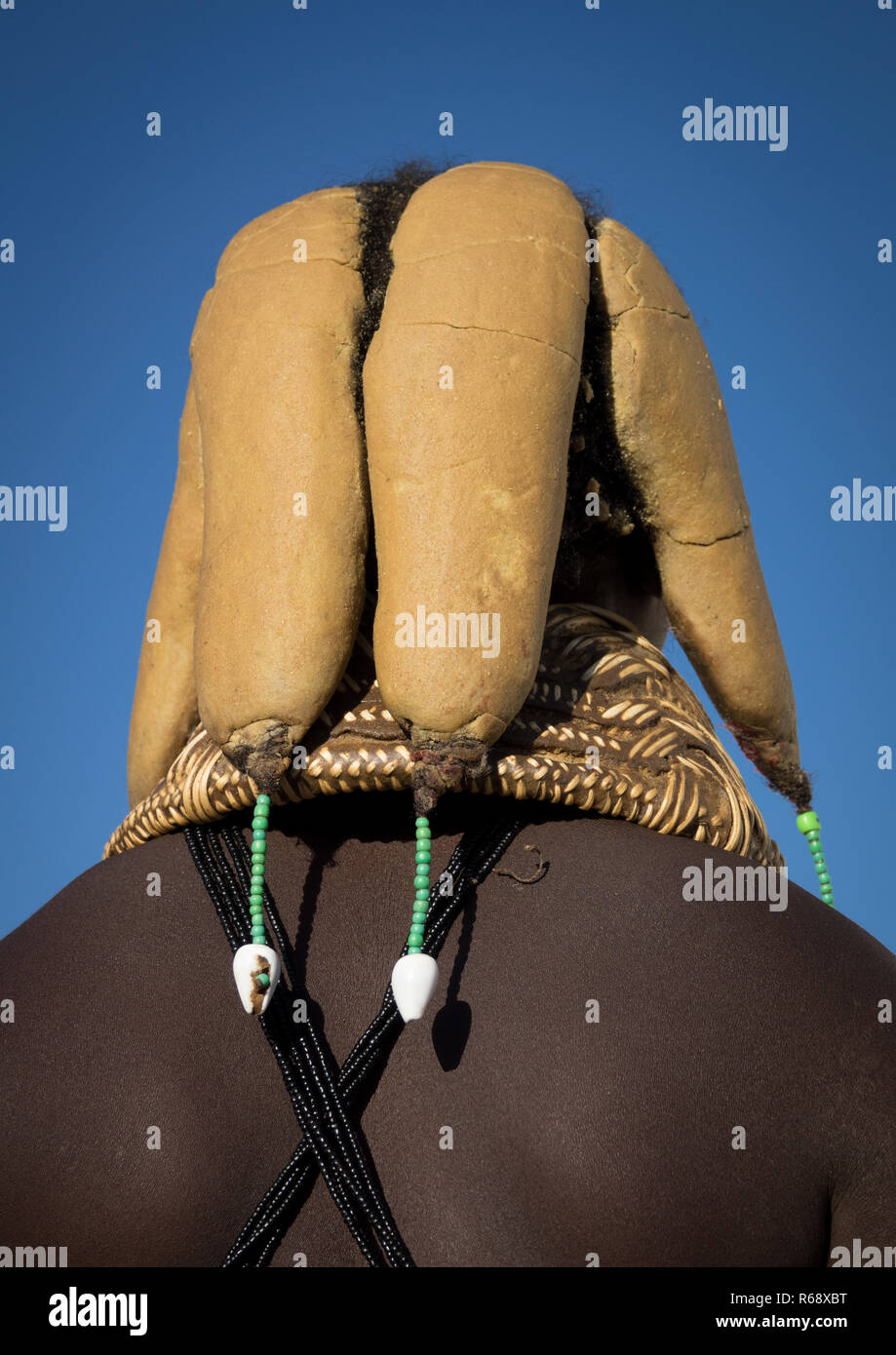 Mwila tribe hi-res stock photography and images - Alamy