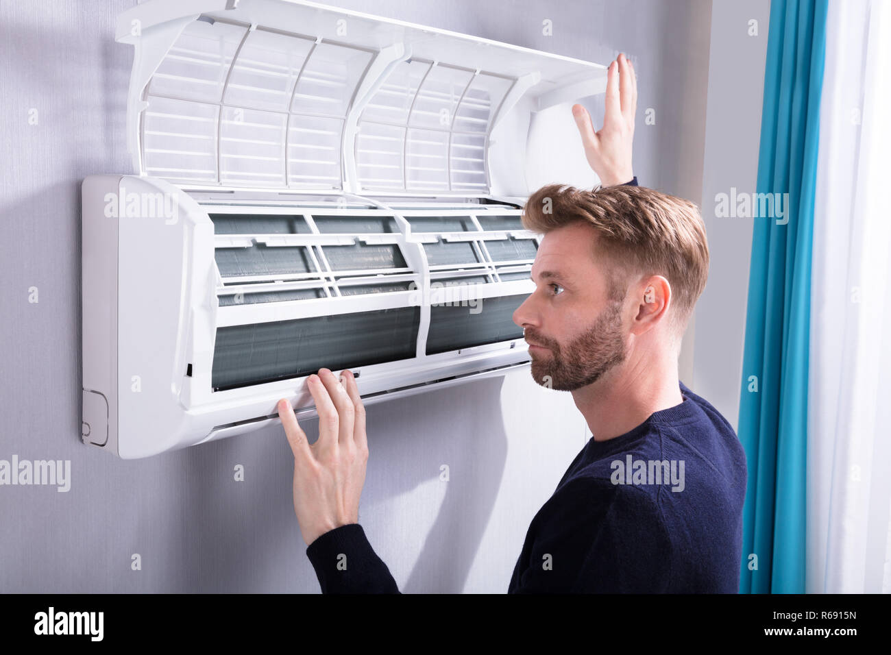 Air conditioner testing equipment hi-res stock photography and images ...