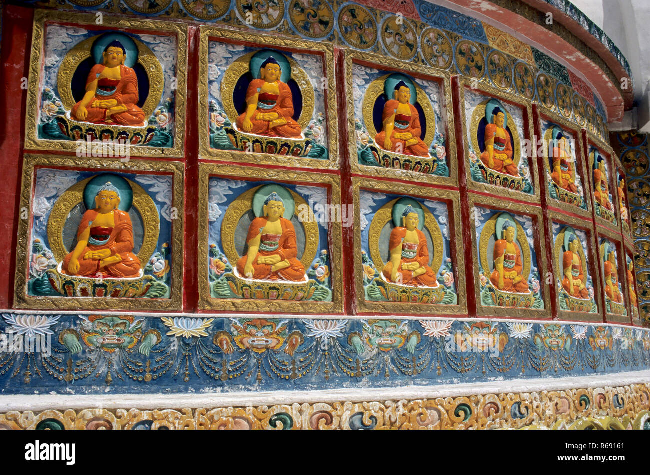 Shanti Stupa, Buddha sculptures, Leh, Ladakh, Jammu and Kashmir, Union ...
