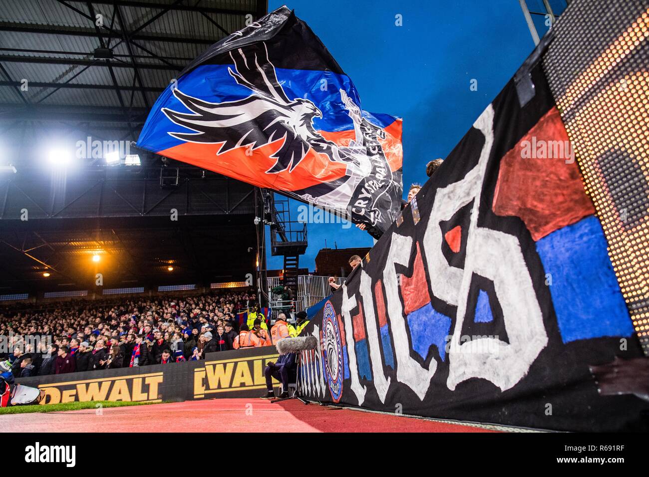LONDON, ENGLAND - DECEMBER 01: Crystal Palace "Holmesdale fanatics ...