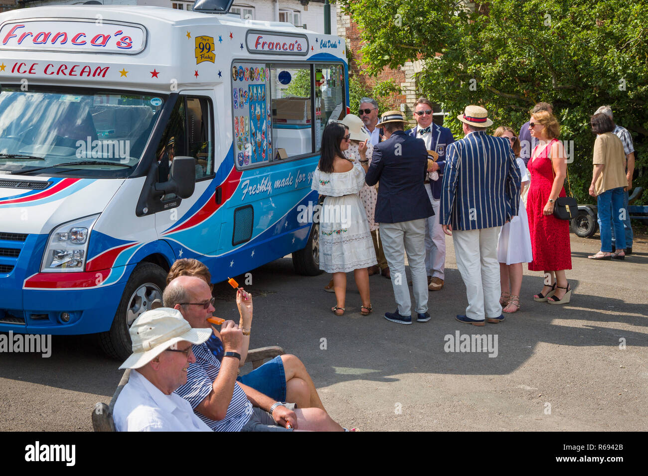 Henley ice cream’s hi-res stock photography and images - Alamy