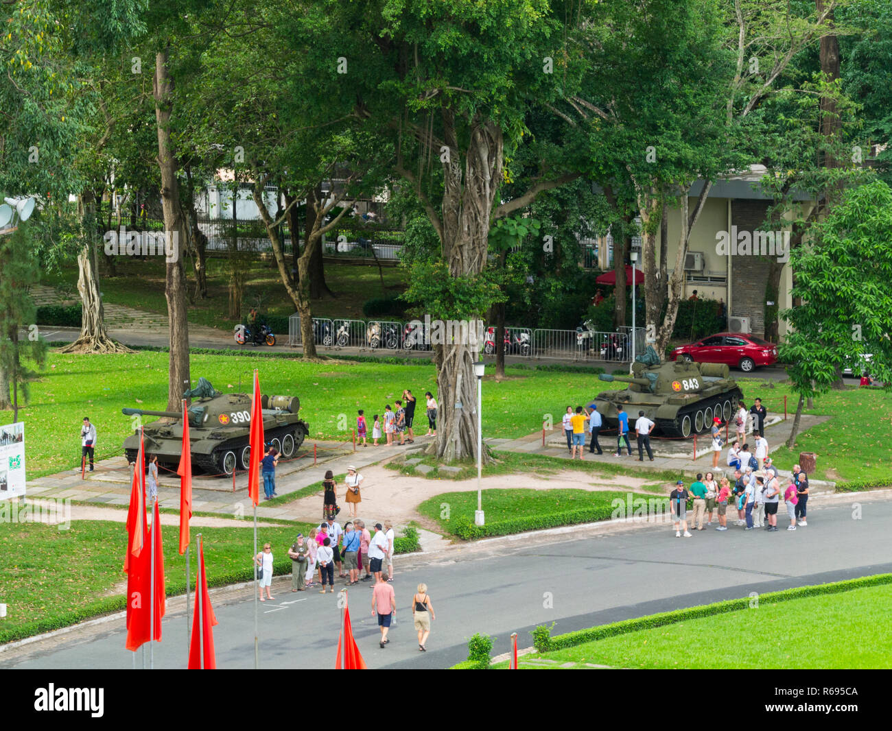 Former Vietcong Tanks in grounds of Independence Palace Dinh Đoc Lap ...