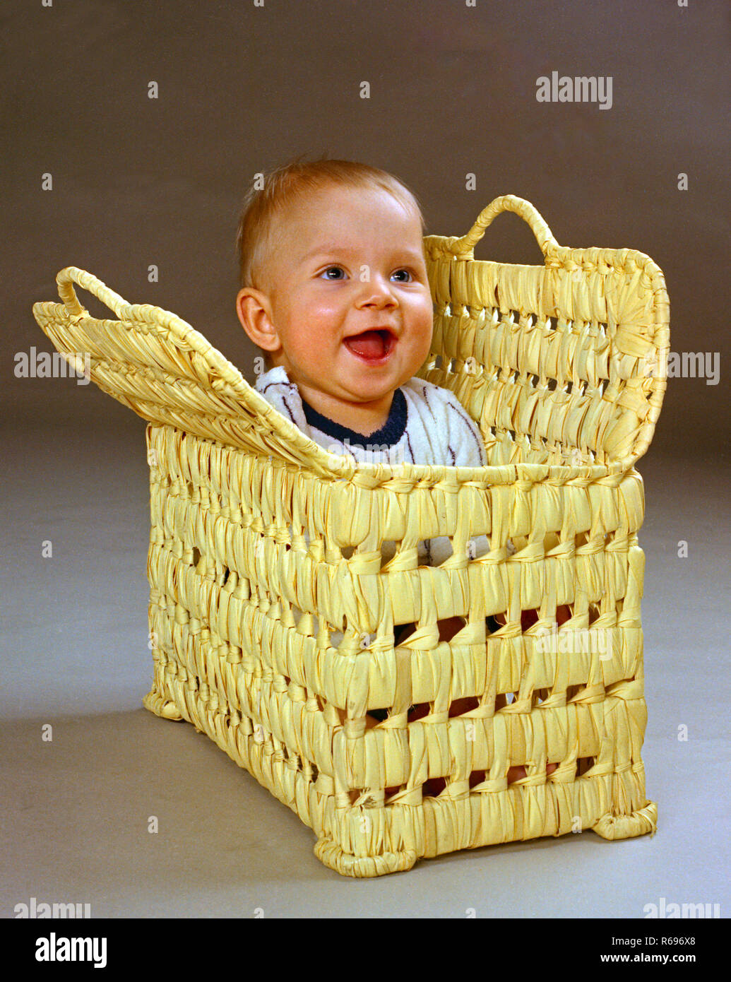 Inside basket case hi-res stock photography and images - Alamy