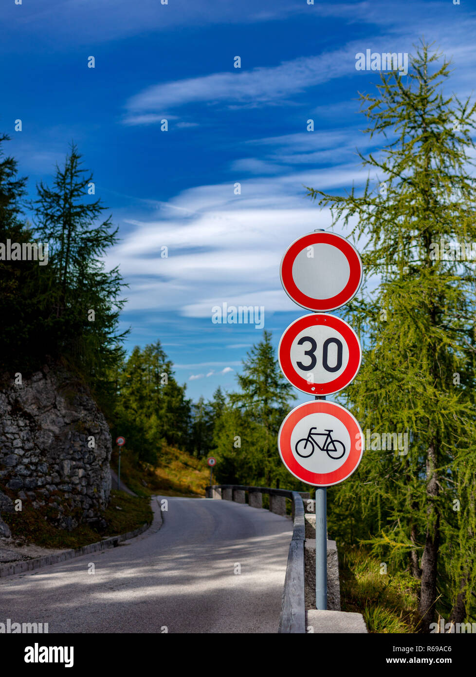 Traffic Sign In The Mountain Stock Photo - Alamy
