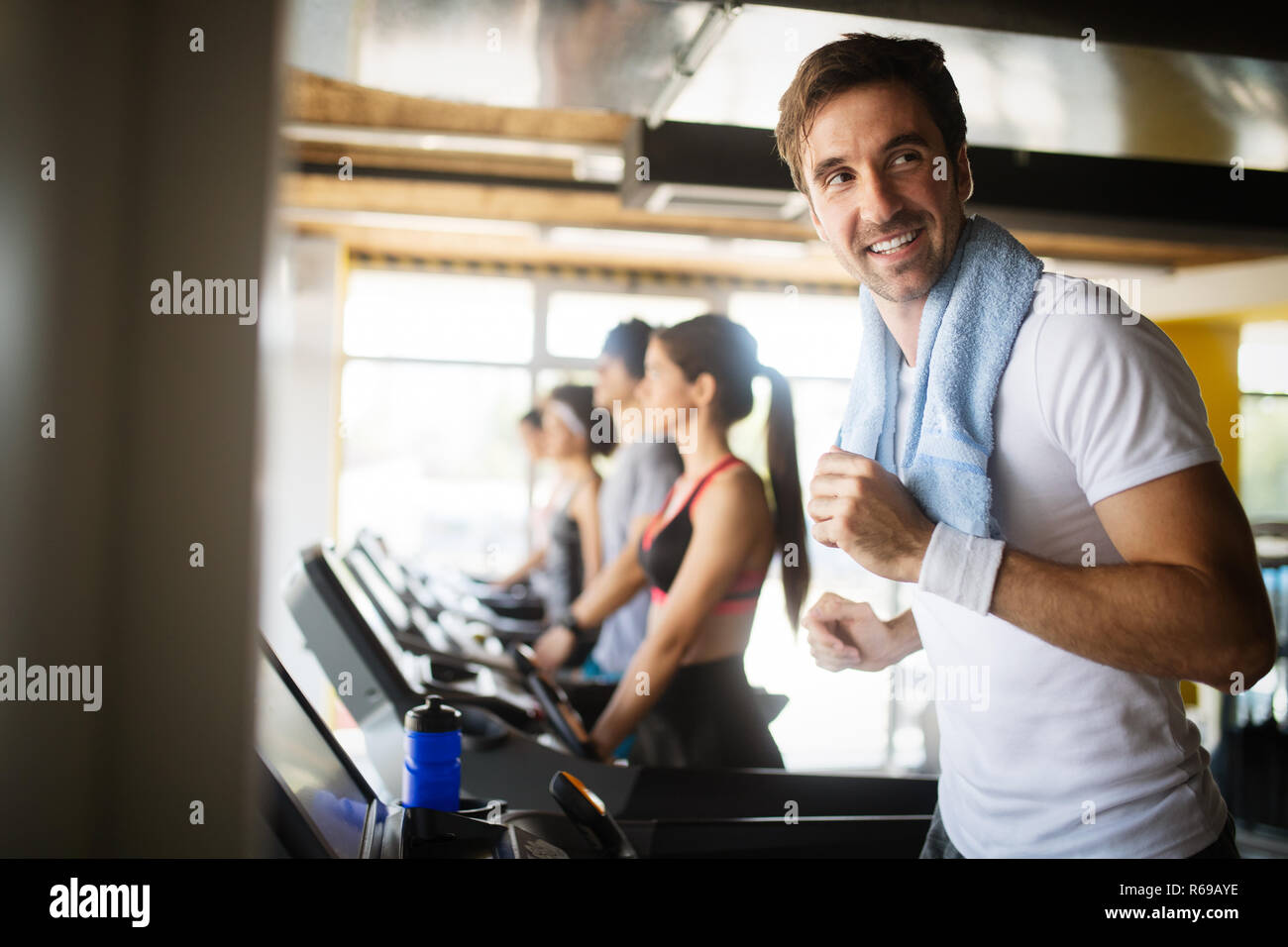 Fitness, exercise, gym, motion hi-res stock photography and images - Alamy