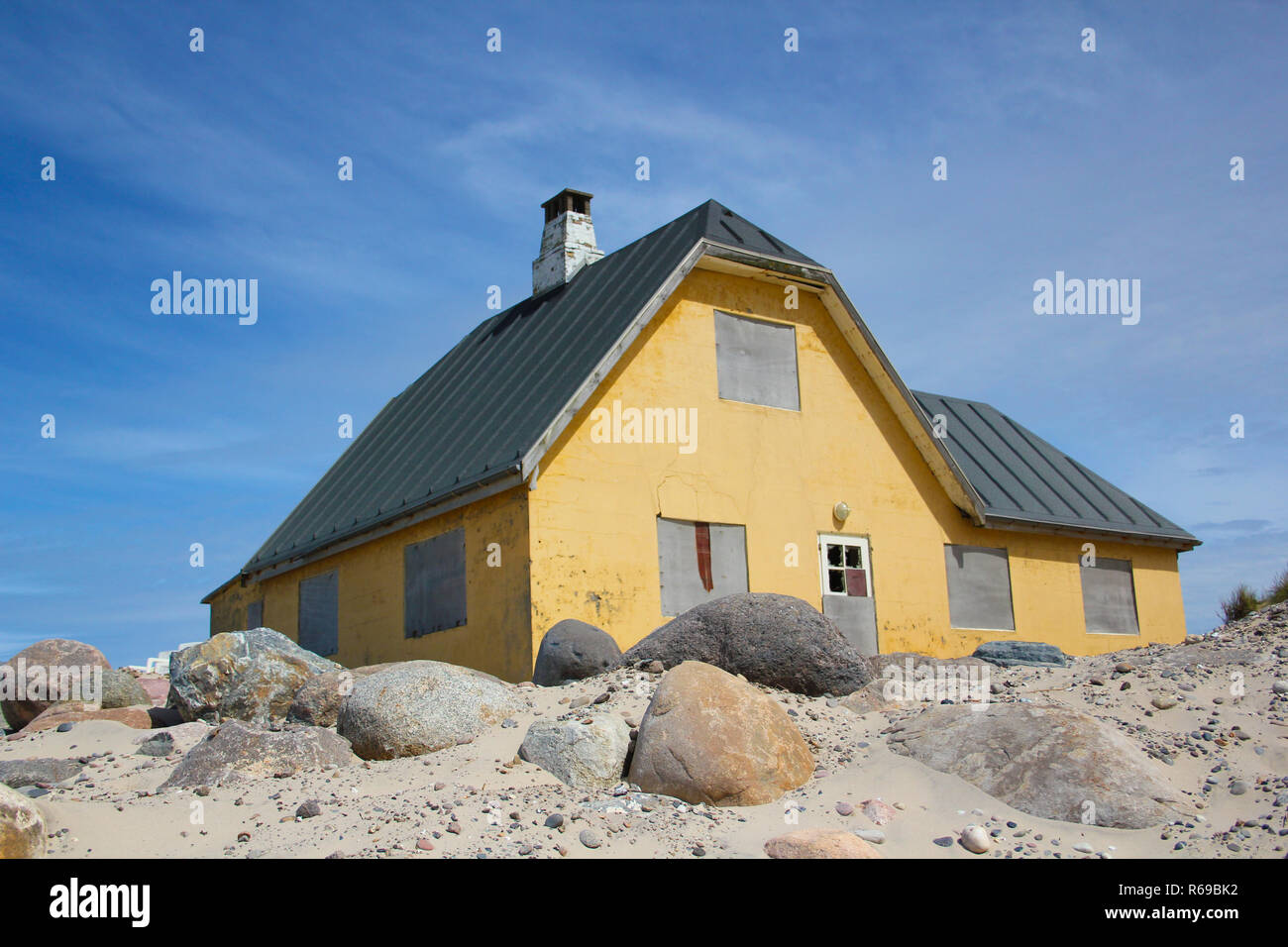 House On The Beach Stock Photo - Alamy
