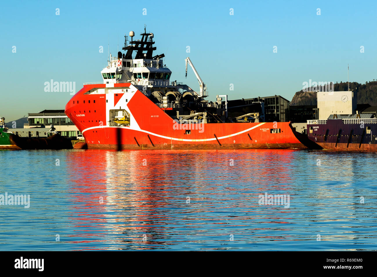 Offshore anchor handling tug supply and service vessel (AHTS) KL ...
