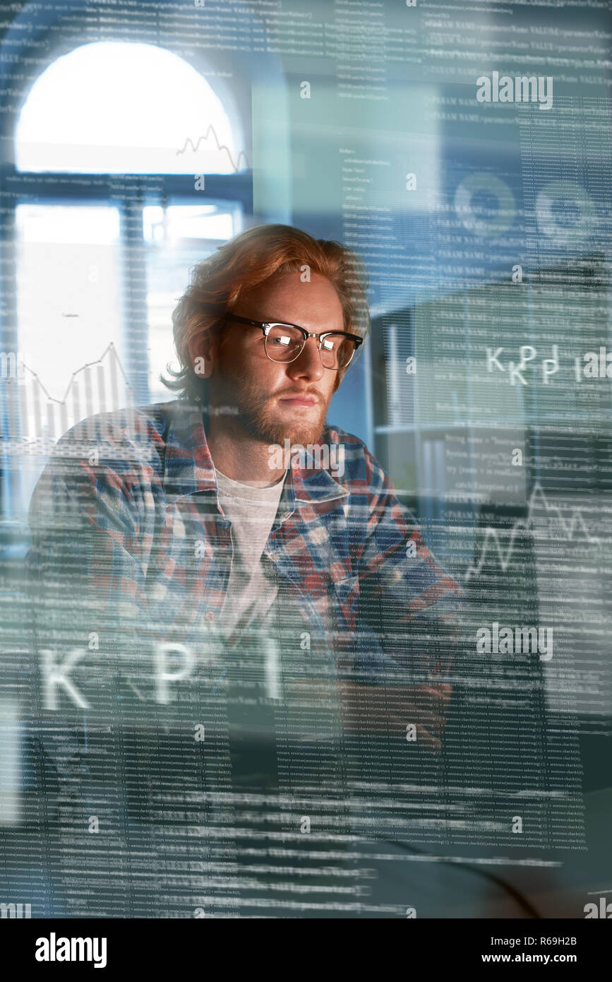Writing new code hi-res stock photography and images - Alamy