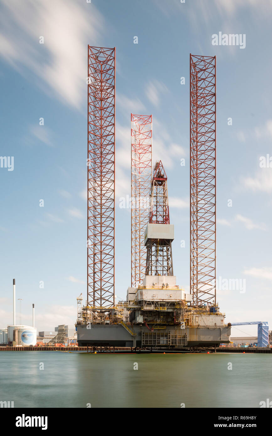 Longterm exposure hi-res stock photography and images - Alamy