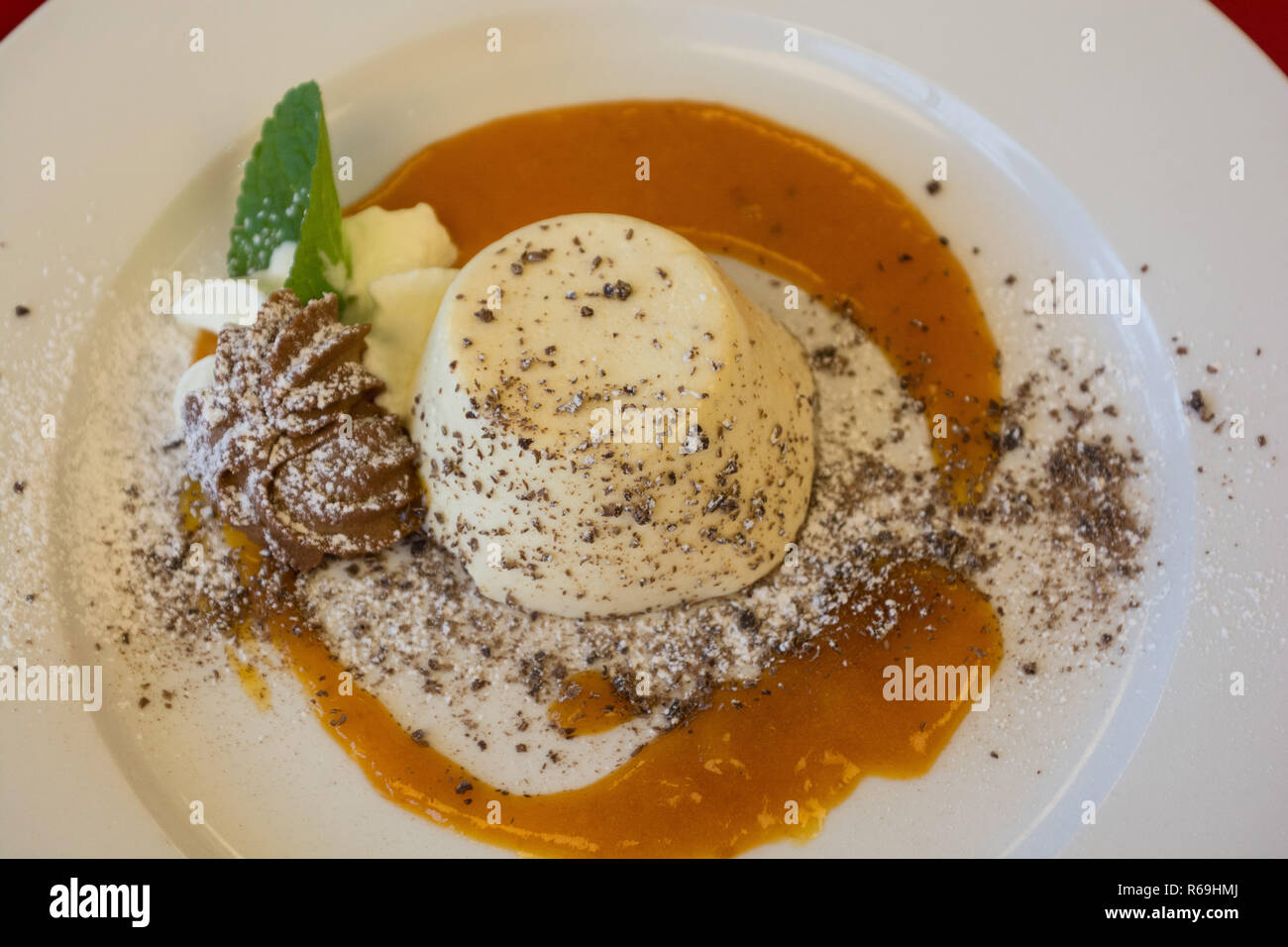 Pap and sauce hi-res stock photography and images - Alamy