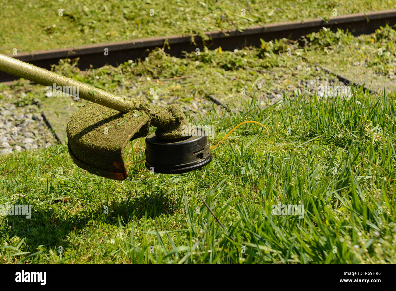Lawn edge string hi-res stock photography and images - Alamy
