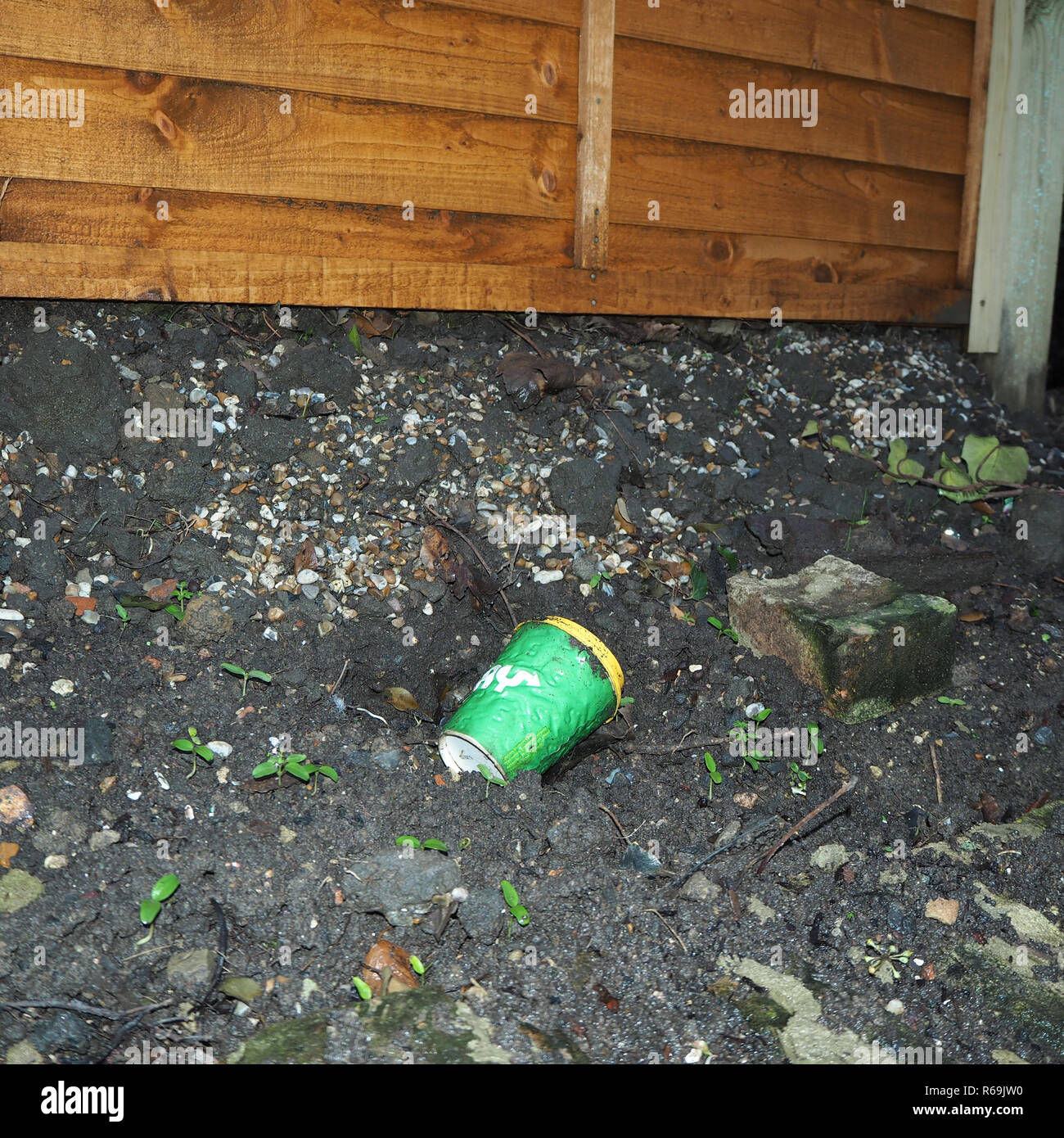 Coke cans space hi-res stock photography and images - Alamy