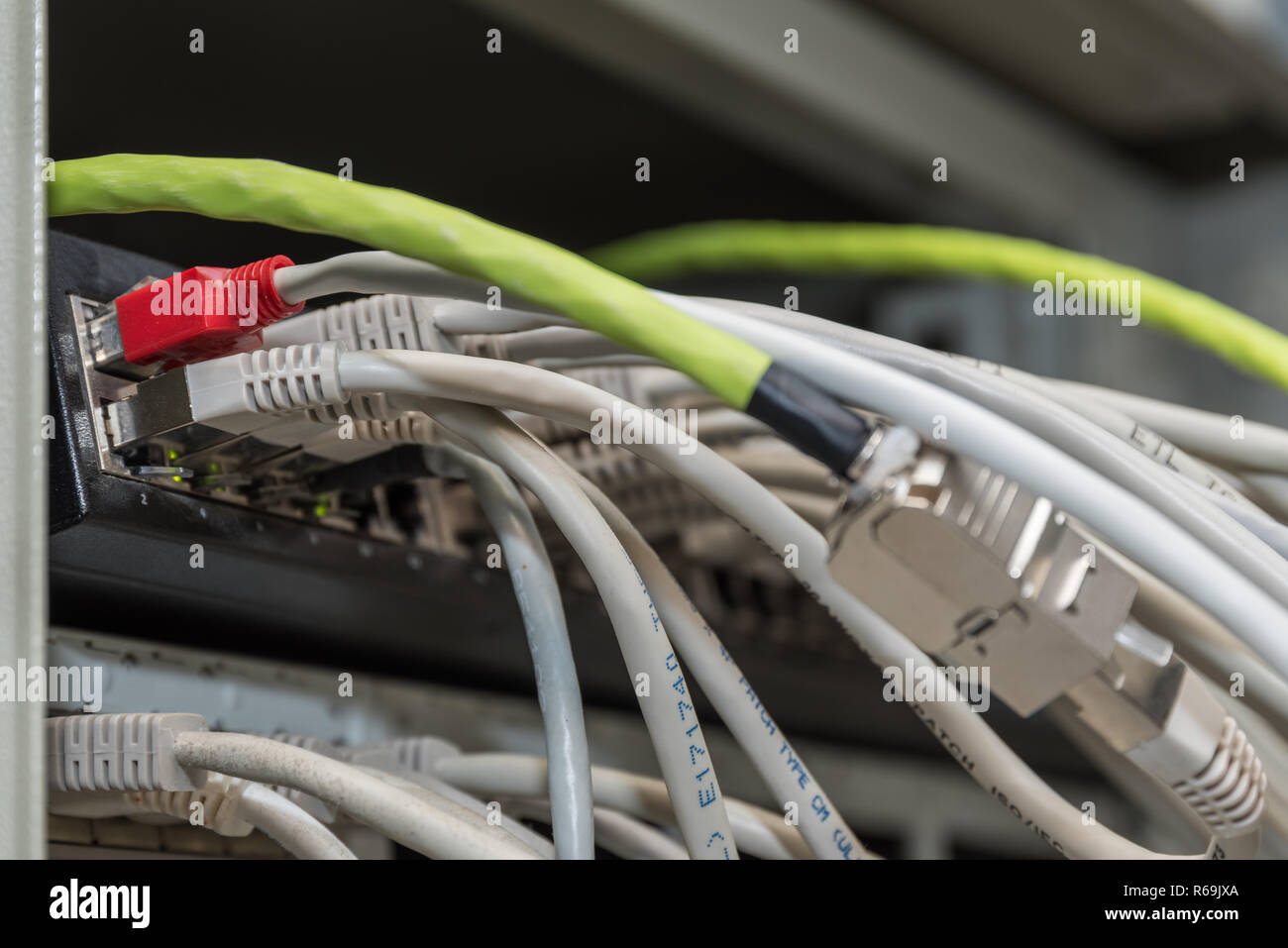 Rj45 kabel hi-res stock photography and images - Alamy