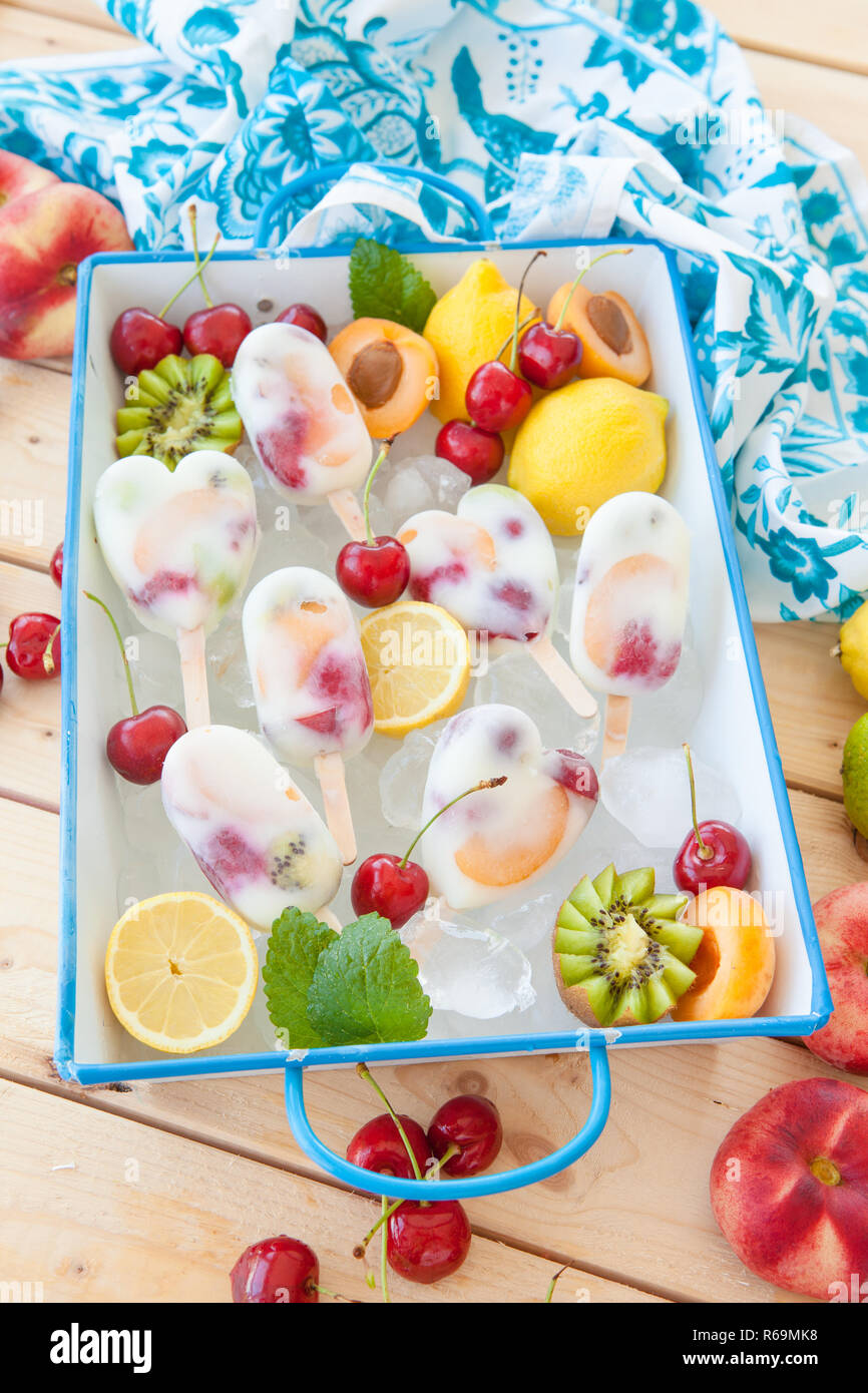 Frozen Fruit Popsicles Stock Photo - Alamy