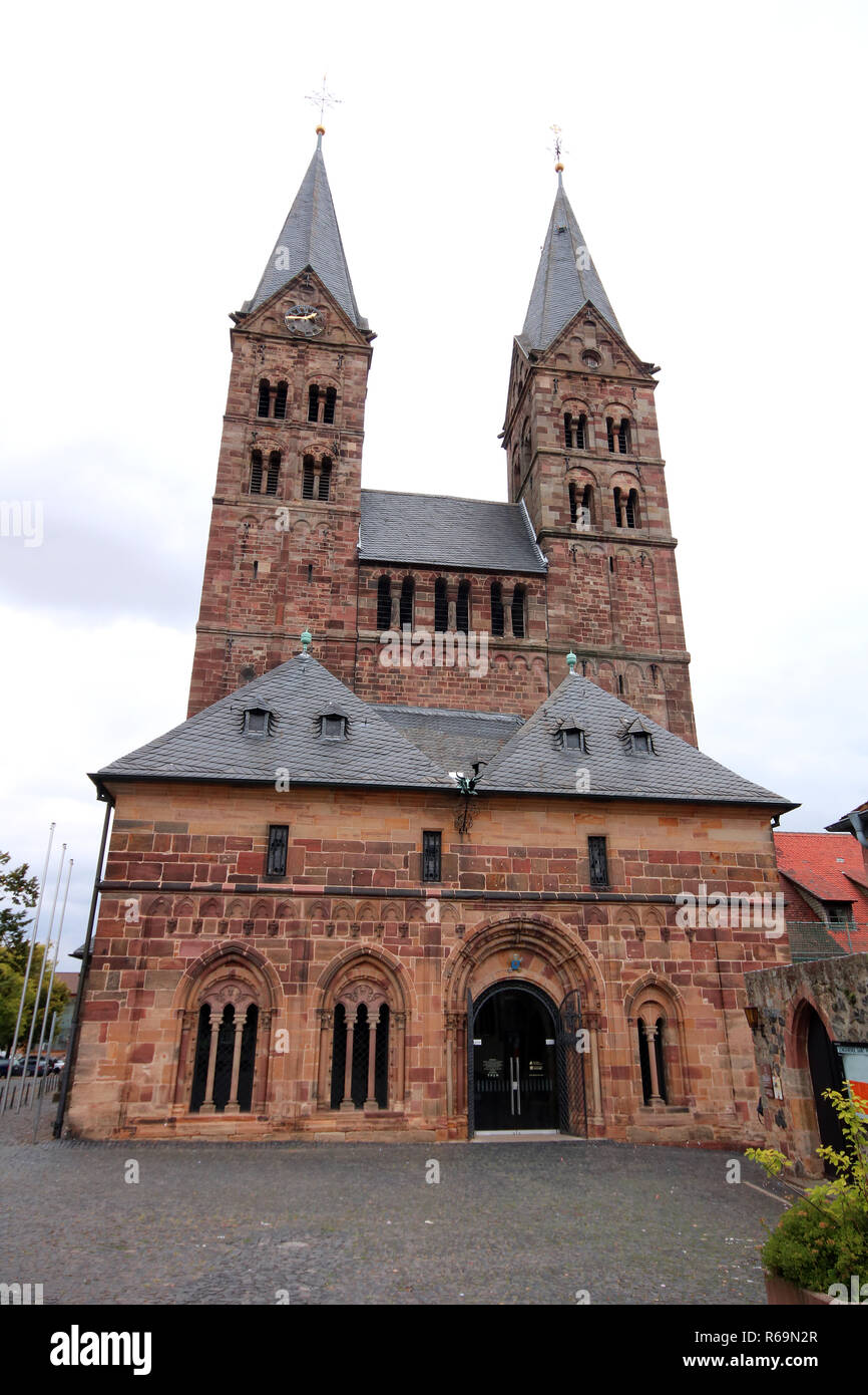 Cathedral In Fritzlar Stock Photo - Alamy