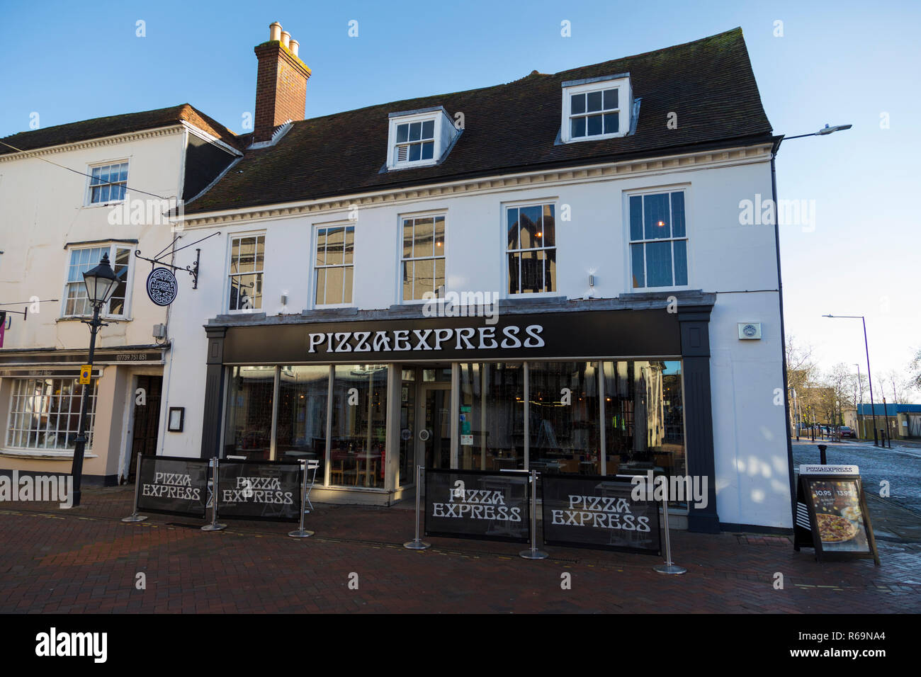 Pizza express, town centre, high street, ashford, kent, uk Stock Photo ...