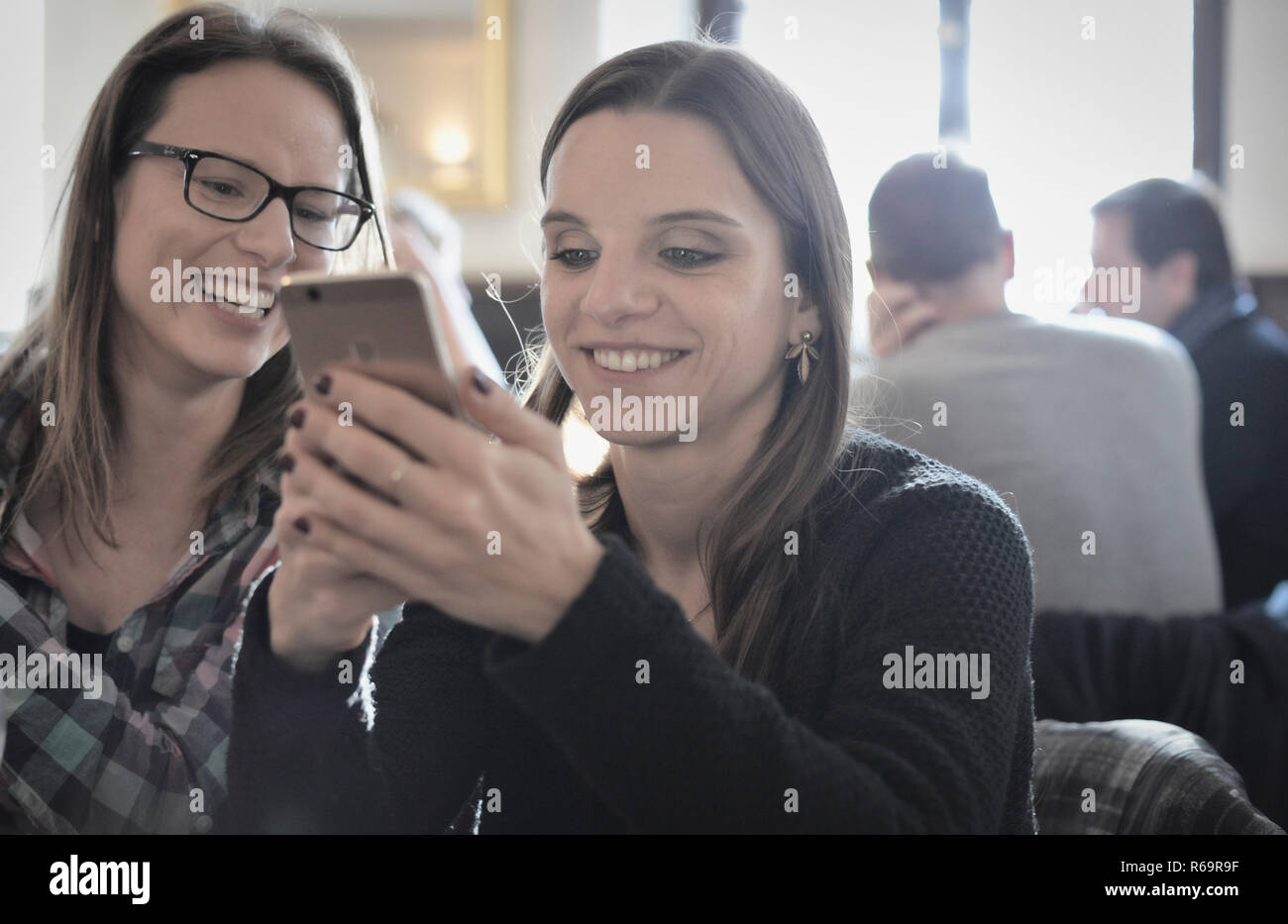 Two women laughing funny hi-res stock photography and images - Alamy