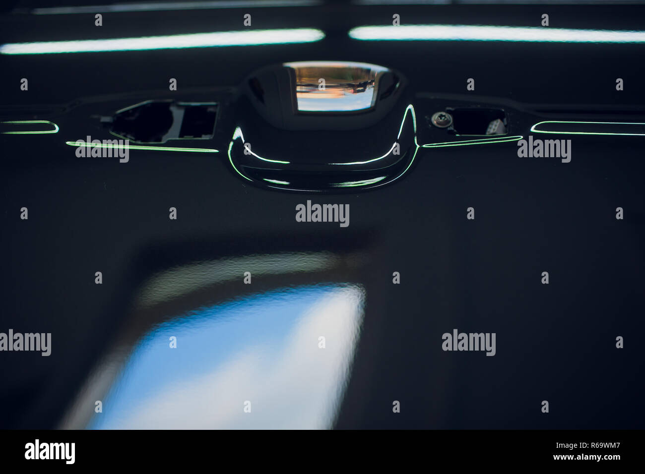 repair left door Car locks dismantled part Stock Photo - Alamy