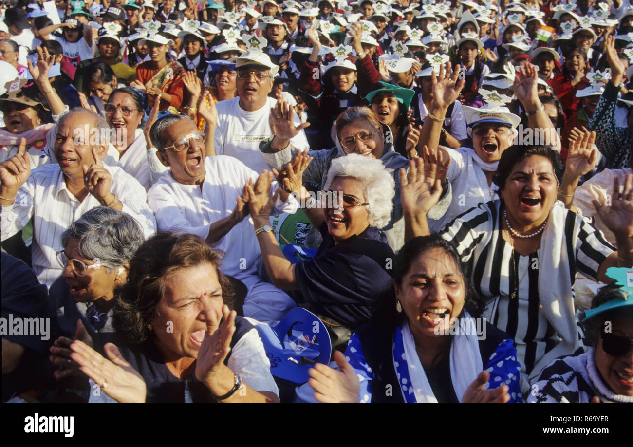 Laughing club crowd clapping hands, India, Asia Stock Photo - Alamy