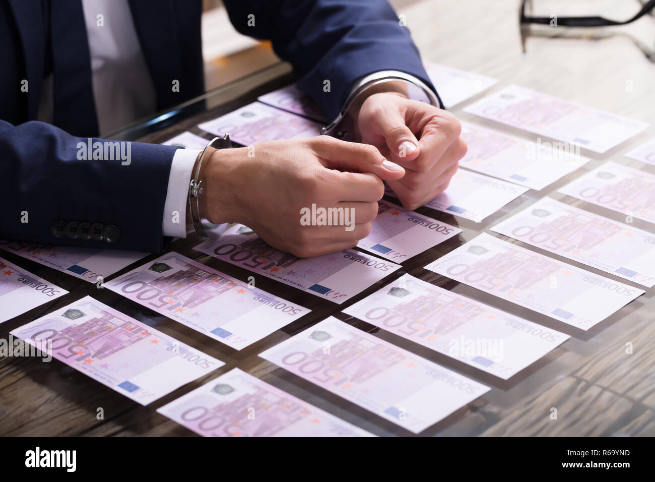 Arrested for bribery hi-res stock photography and images - Alamy