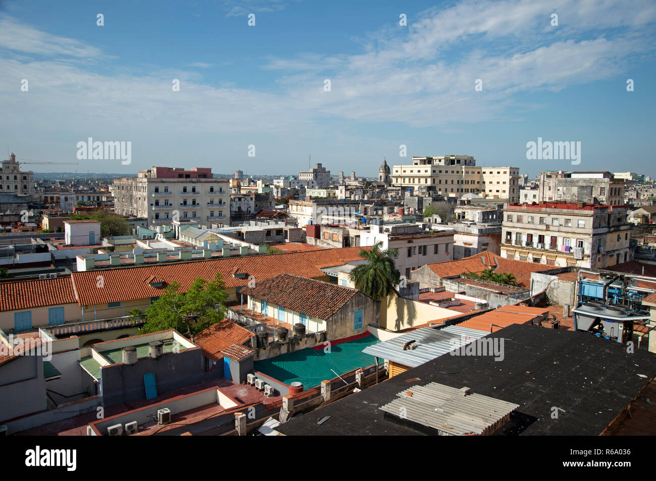 La habana orange roof tiles hi-res stock photography and images - Alamy