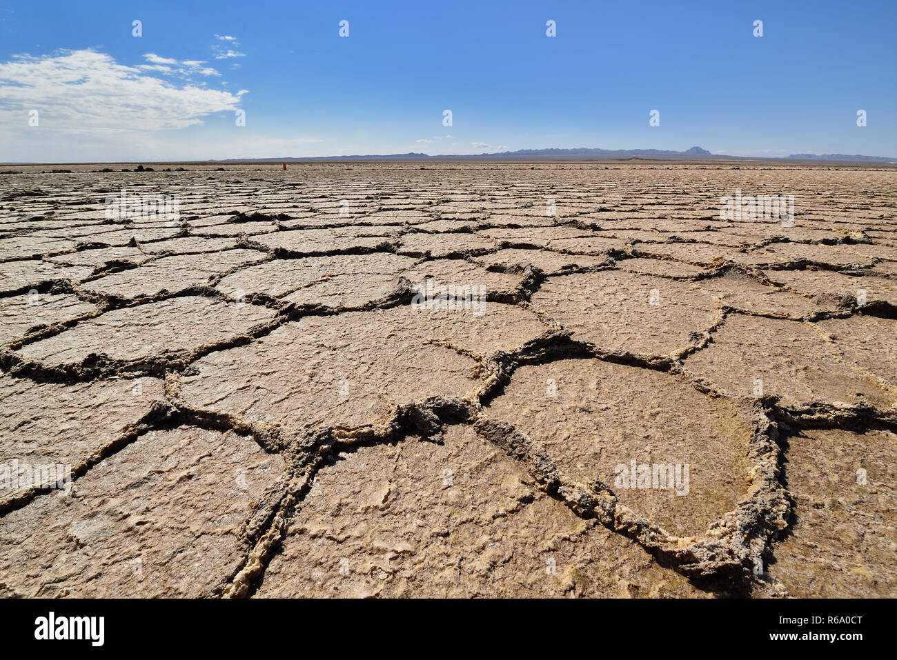 Great salt desert iran hi-res stock photography and images - Alamy