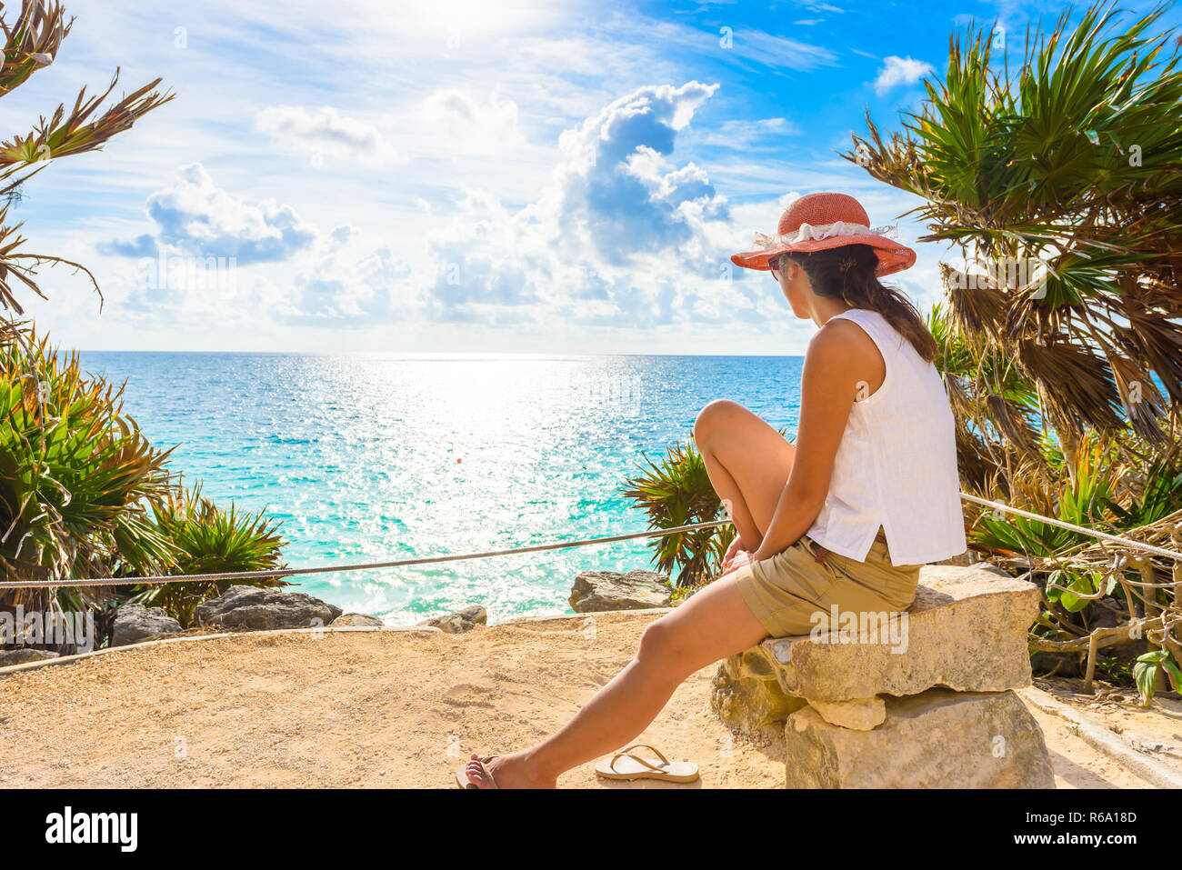 Paradise Scenery of Tulum at tropical coast and beach. Mayan ruins of ...
