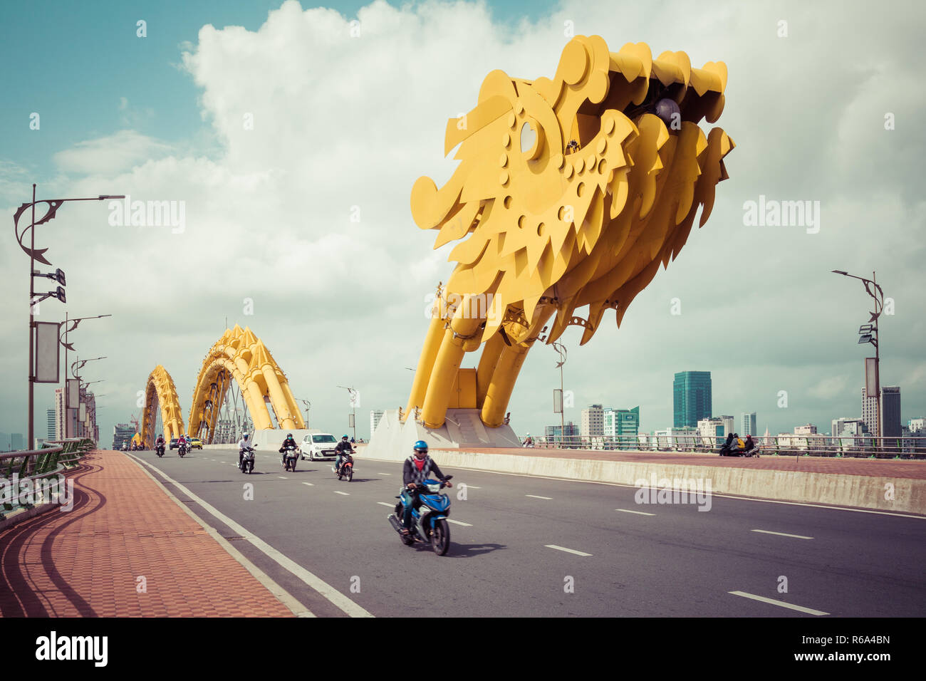 Cua viet river hi-res stock photography and images - Alamy