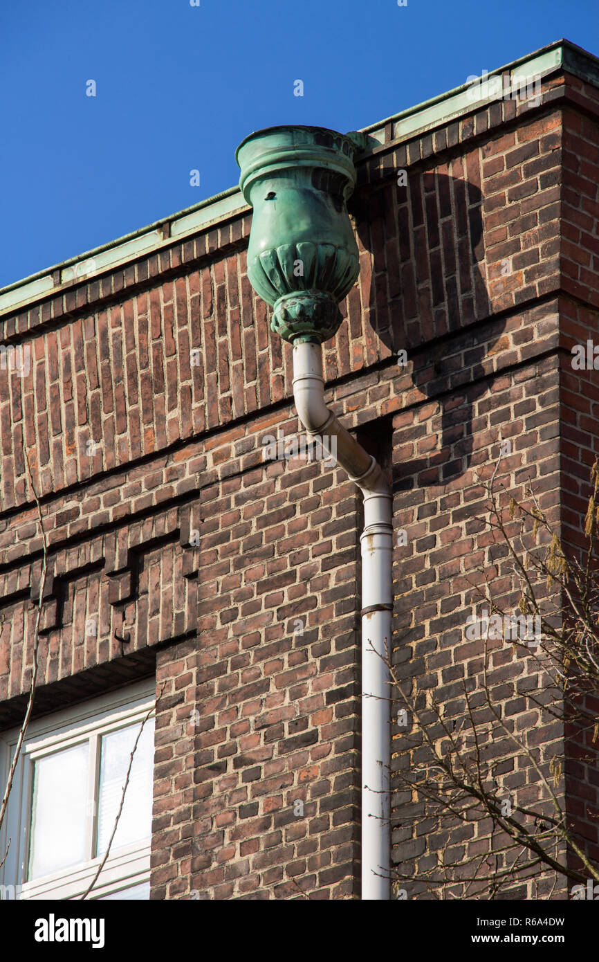 Zinc gutter drain hi-res stock photography and images - Alamy