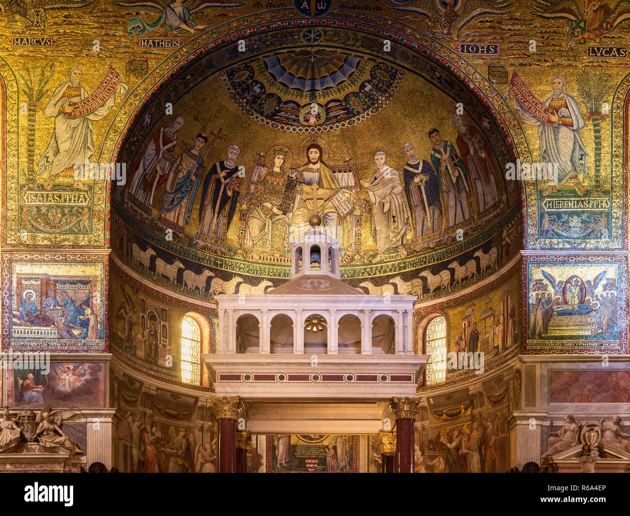 Basilica di Santa Maria in Trastevere, Rome, Italy Stock Photo - Alamy