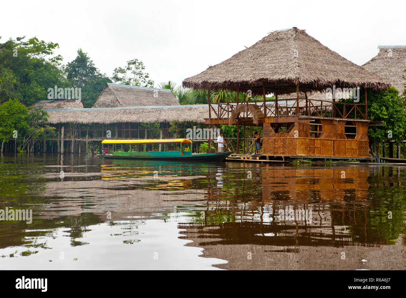 Peruvian river people hi-res stock photography and images - Alamy