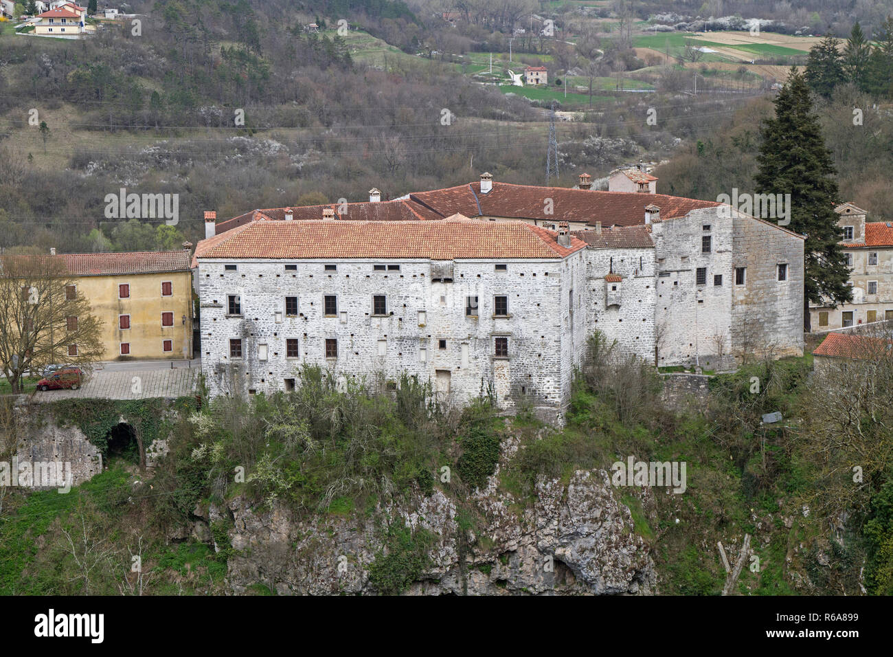 Pazin castle hi-res stock photography and images - Alamy