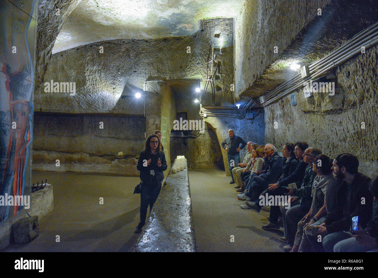 Naples underground napoli sotterranea hi-res stock photography and ...