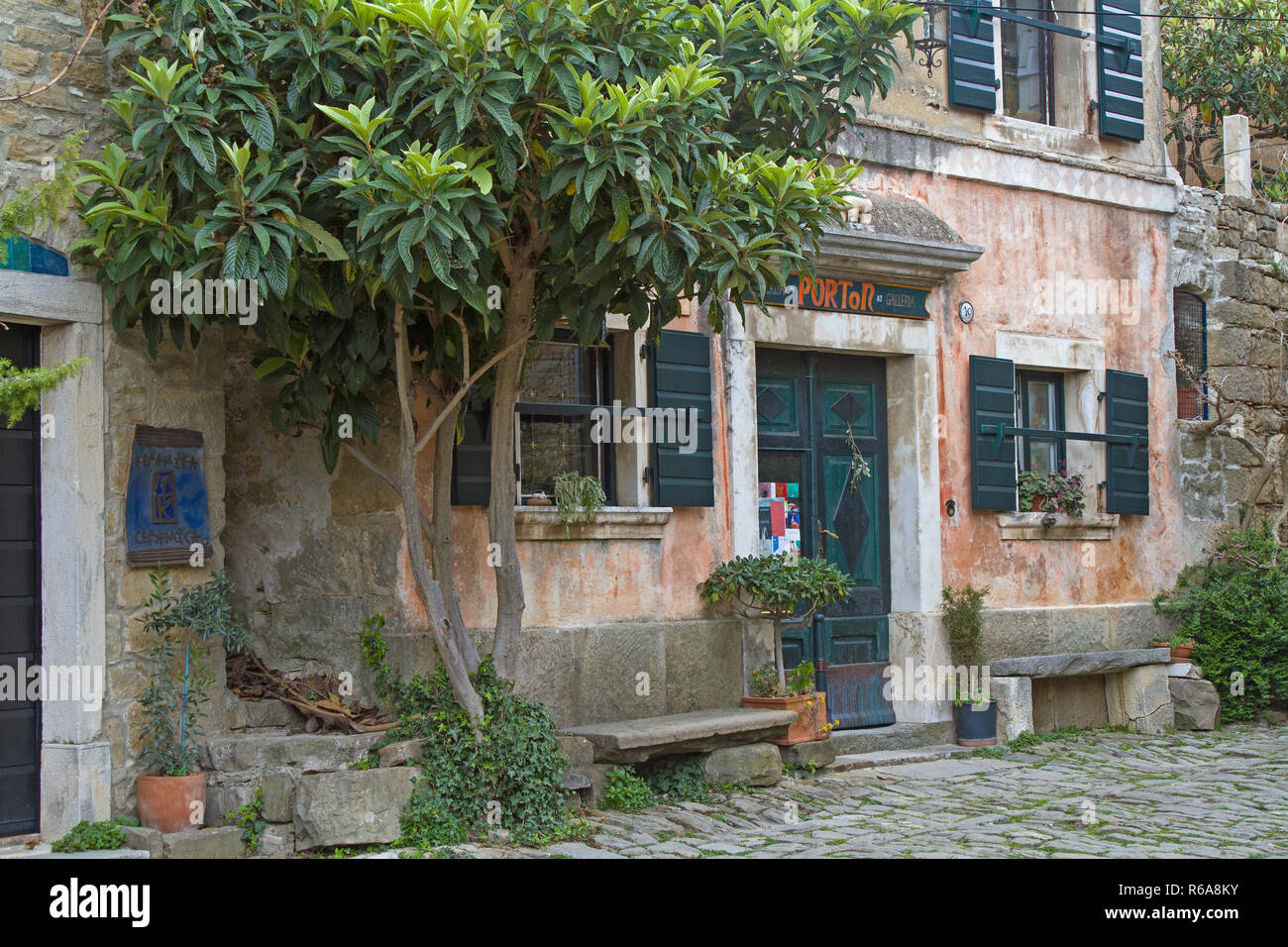 Most idyllic places to live hi-res stock photography and images - Alamy