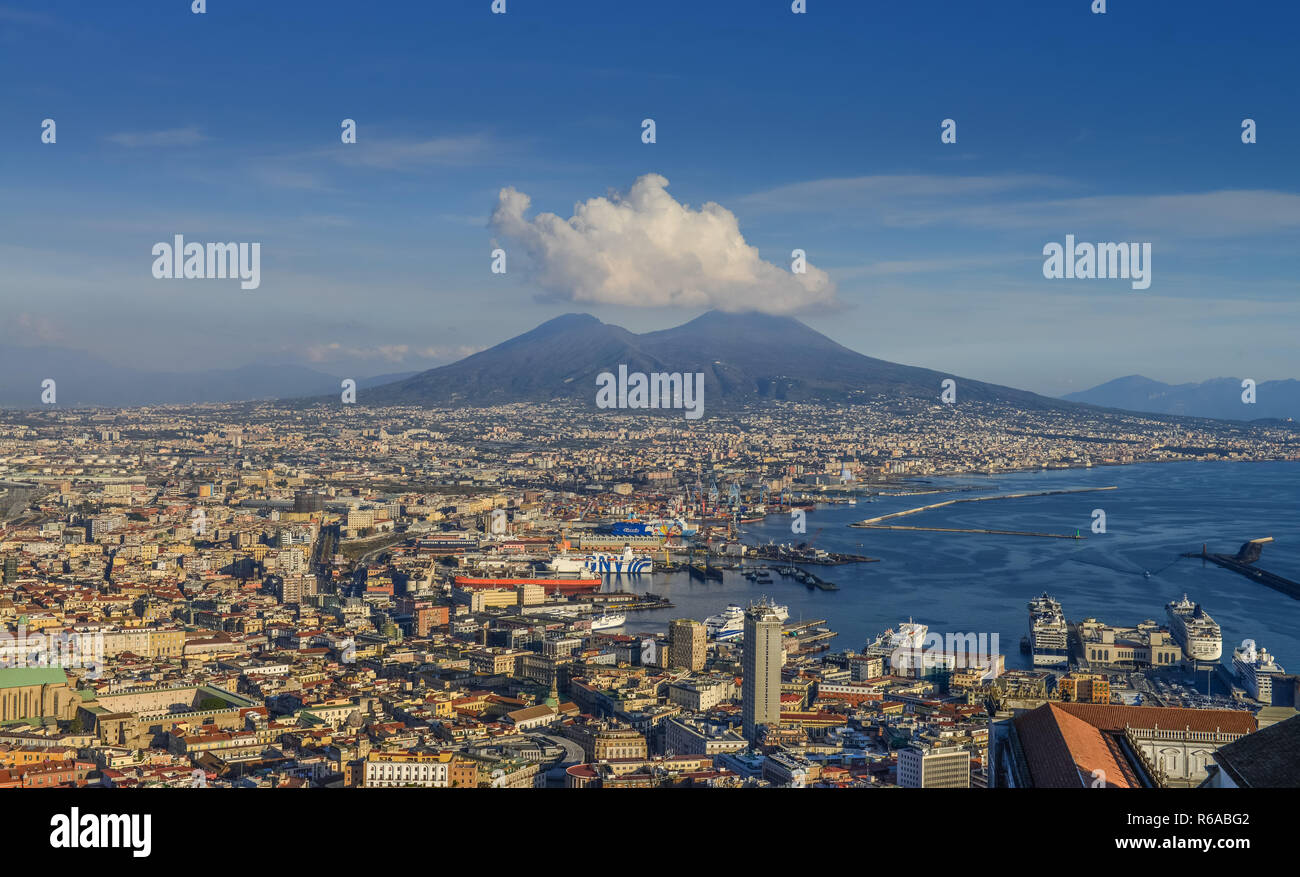 Vesuv hi-res stock photography and images - Alamy