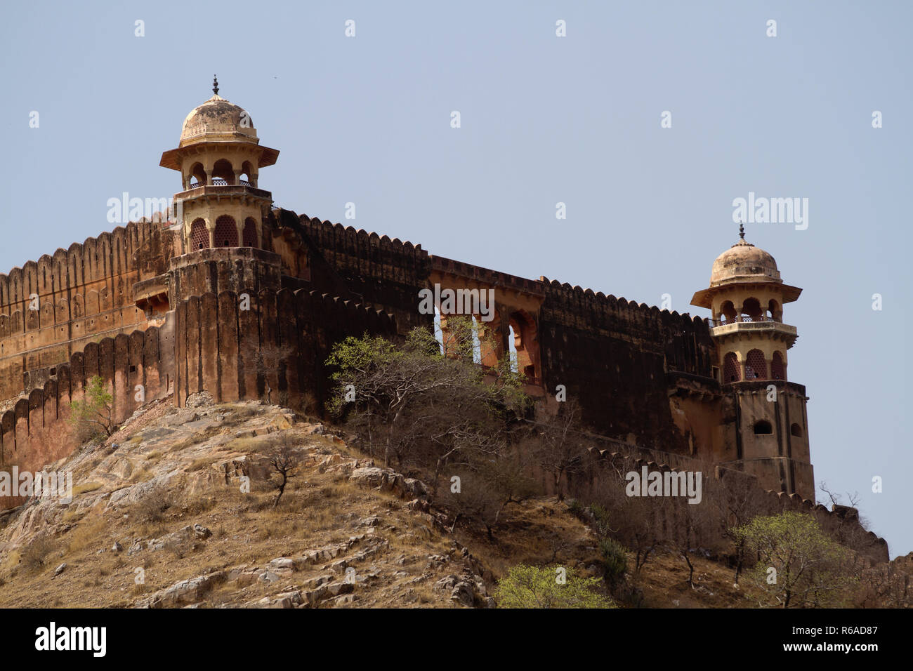 jaigarh fort near jaipur in india Stock Photo - Alamy