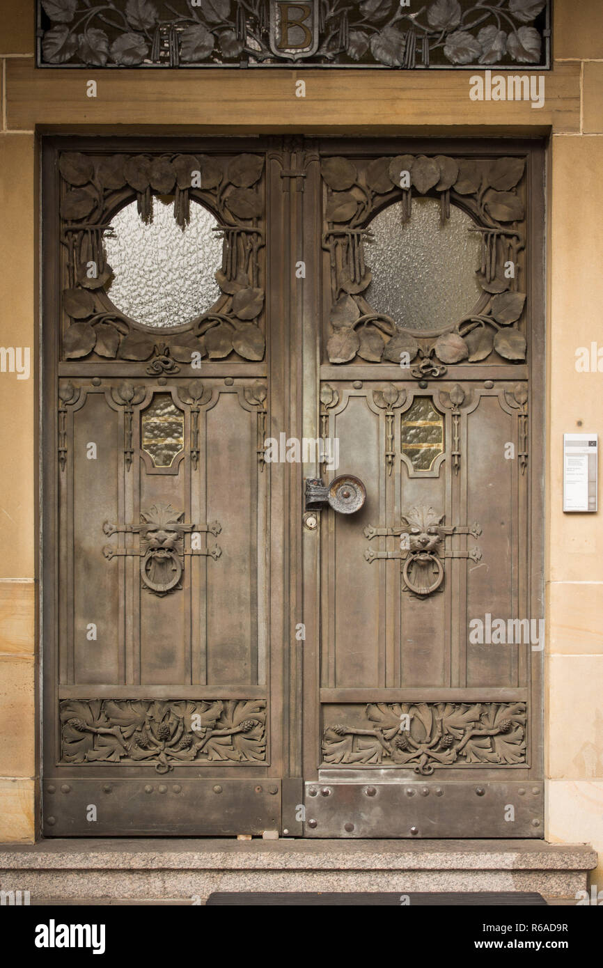 Old Front Door Stock Photo - Alamy